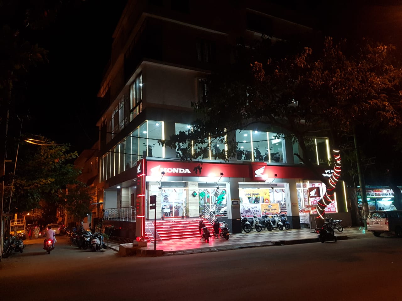 About Us – Springs Honda